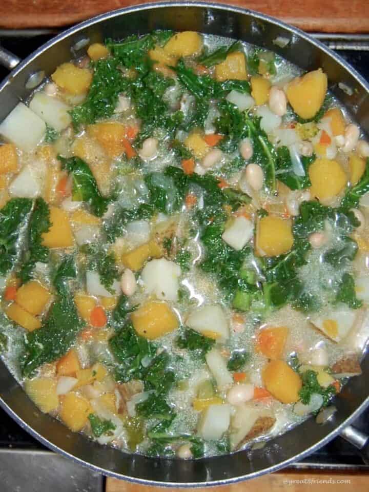 Winter Minestrone Recipe - Great Eight Friends