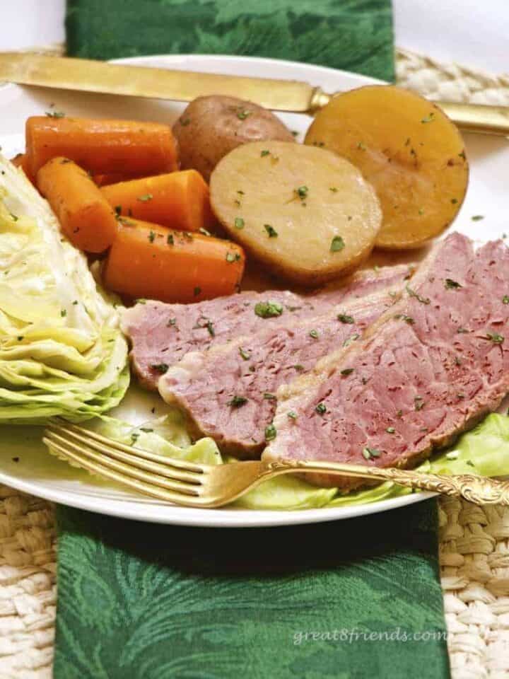 Slow Cooker Corned Beef Dinner - Great Eight Friends