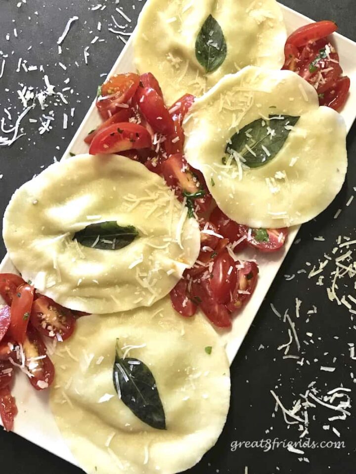 Mushroom and Ricotta Ravioli Recipe - Great Eight Friends